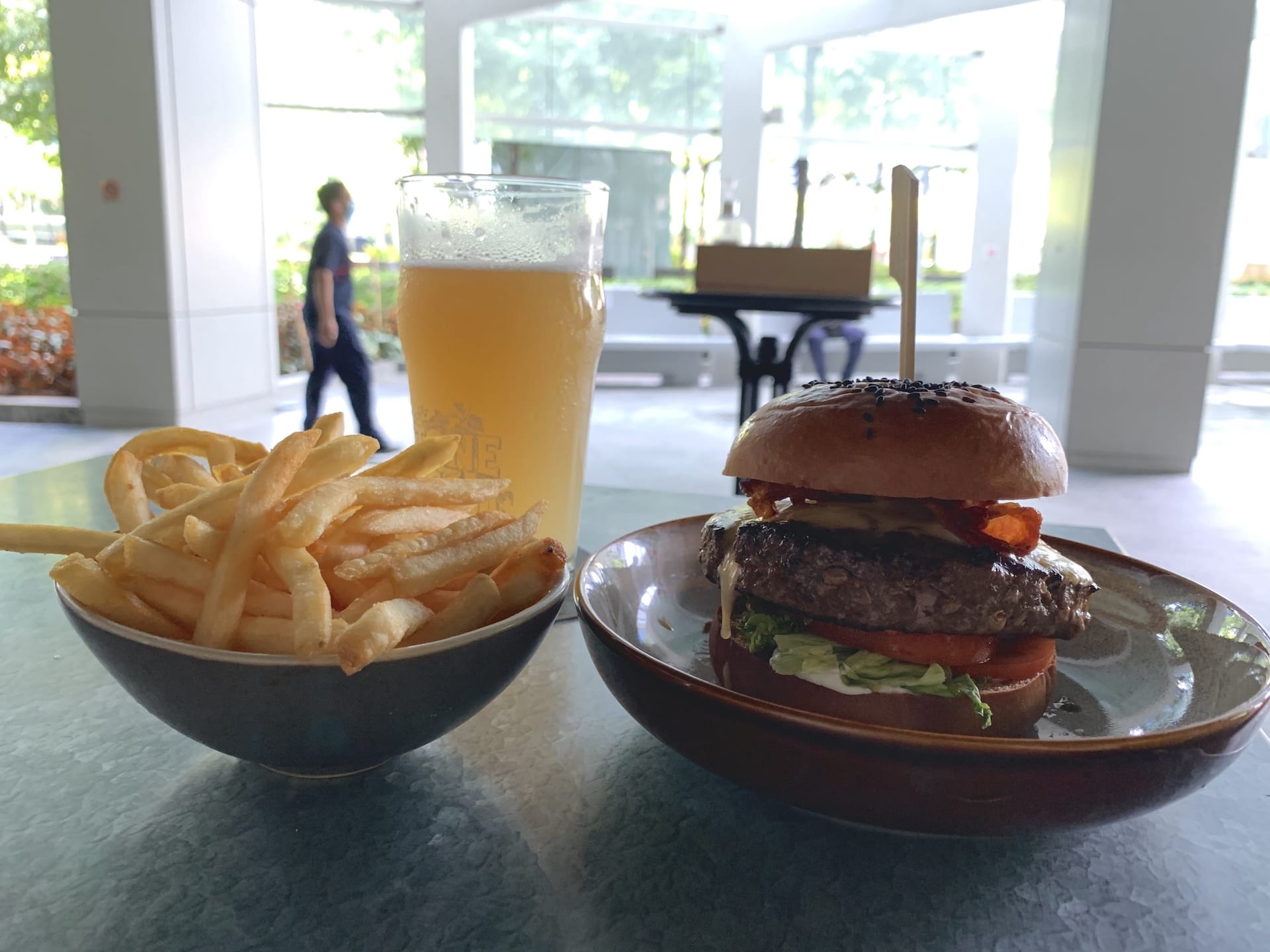 THE SOS, SOS Bar, Singapore⠀